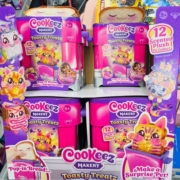 cookeez | Toys | Cookeez Makery Toasty Treats Hot New Christmas Item ...